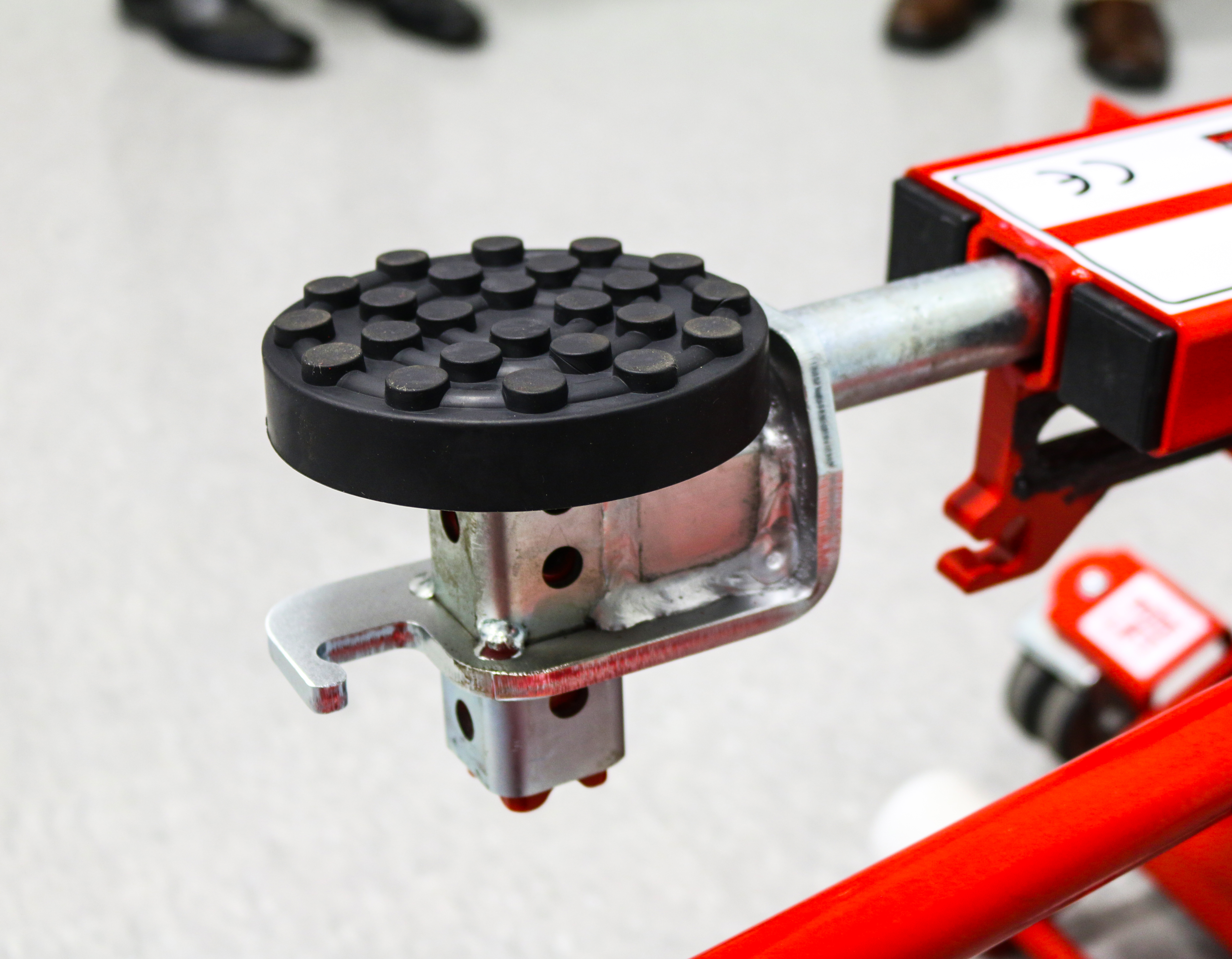 AUDI/BMW LIFT POINT PAD PAIR FOR 995.100ML 995.105LP